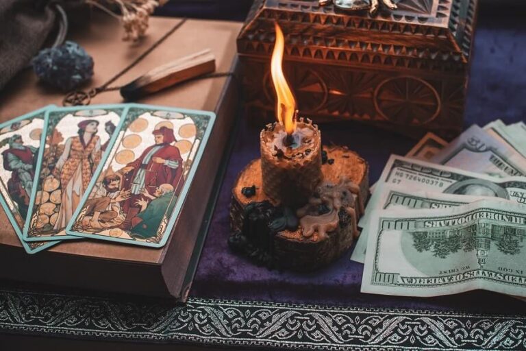 5 Easy Money Spells to Help You Achieve Abundance in 2025
